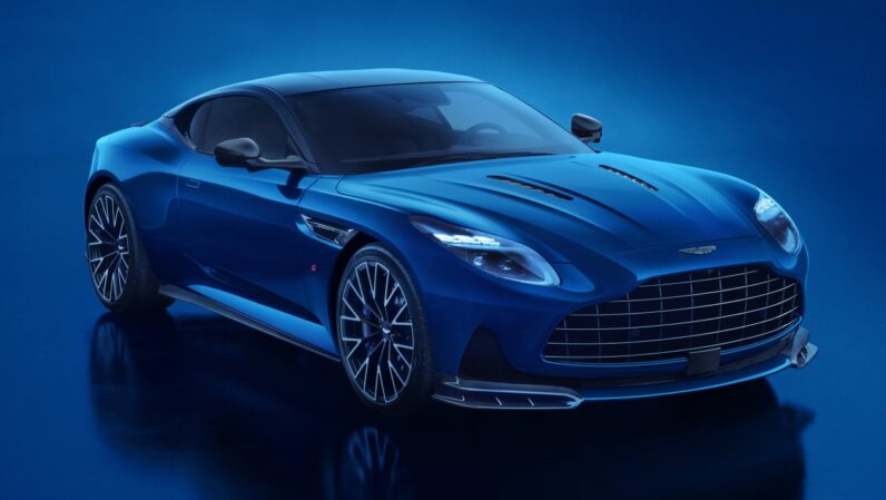 El Aston Martin DB12 S de casi 700 CV se revela como el cuatro plazas ...